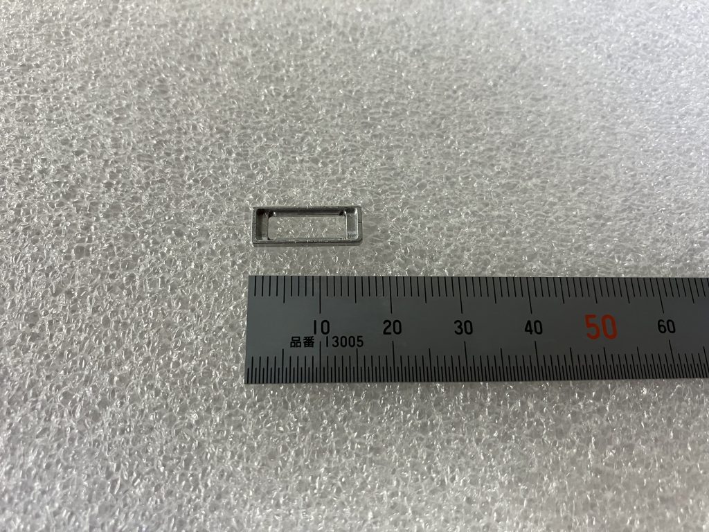 アルミ A5052 電子デバイス用試作加工 - 株式会社BANTEC